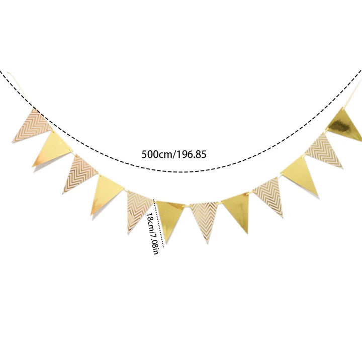 Gold triangle banner – Party Oasis Qatar