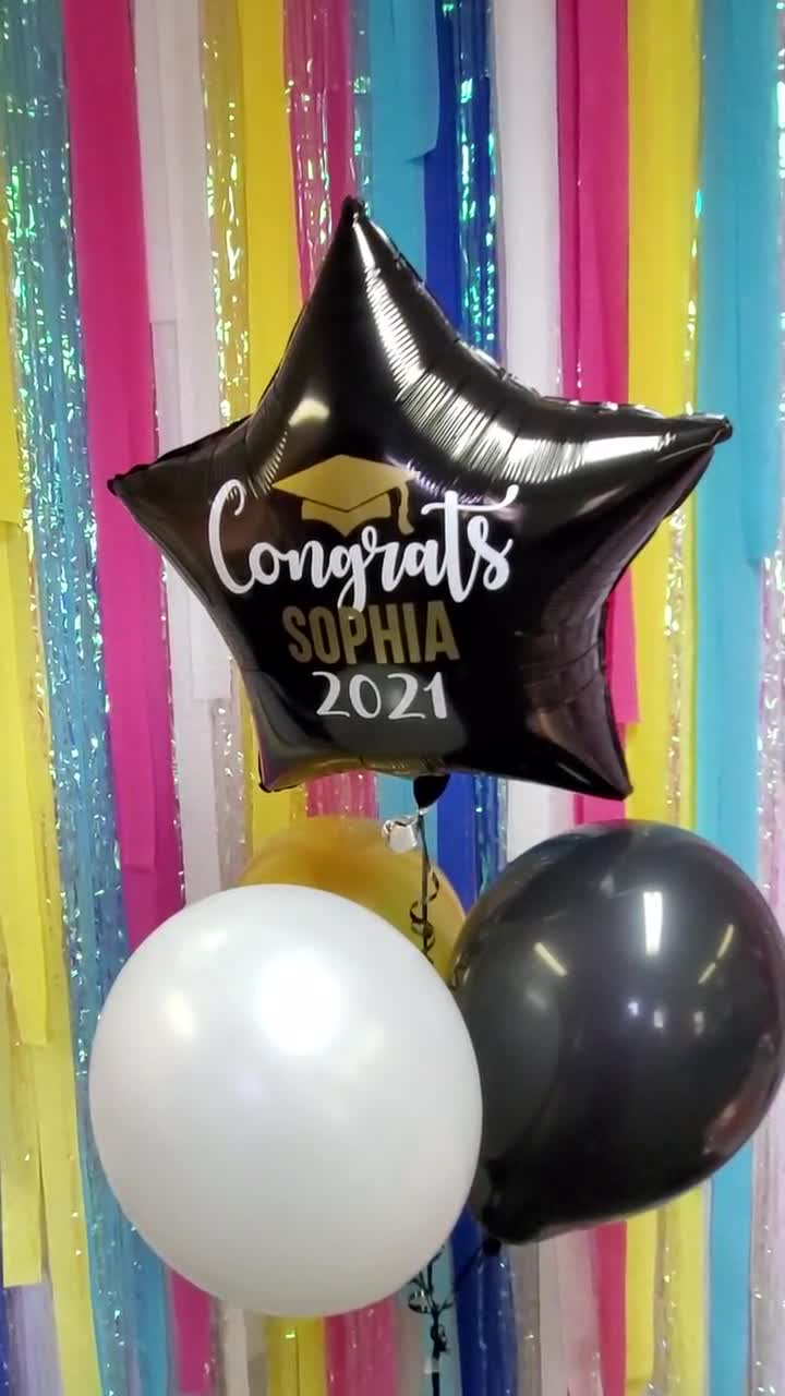 Graduation personalized balloons – Party Oasis Qatar